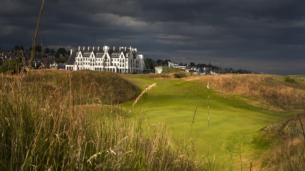 Scotland Golf Vacation Packages - Carnoustie