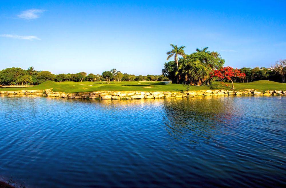 Mexico Golf Vacation Packages - Playacar Golf Club
