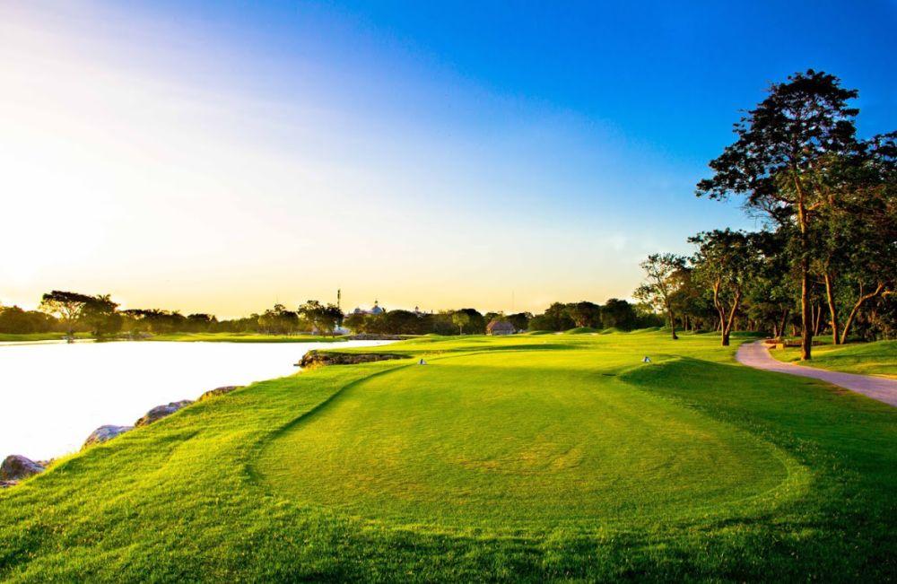 Mexico Golf Vacation Packages - Playacar Golf Club
